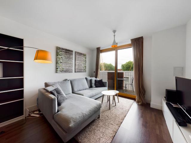 Leeward Court, 7 17 Yeoman Street SE8, 1 bed flat to rent, £1,850 pcm | PrimeLocation