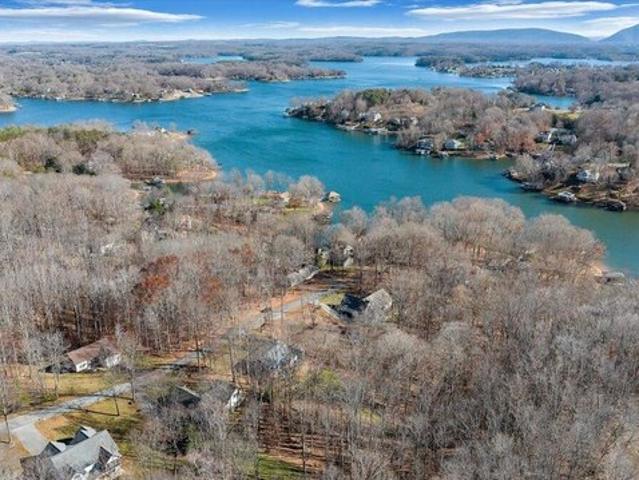 Leeward Dr Lot 8, Moneta, VA 24121