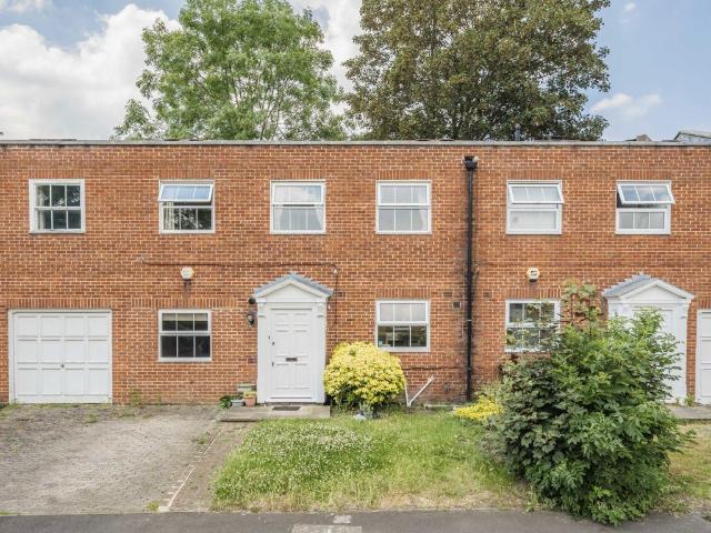 Leeward Gardens, Wimbledon SW19, 4 bed property to rent, £4,200 pcm | PrimeLocation
