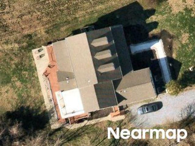 Leeward Ln