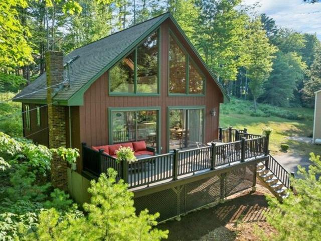 Leeward Shores Rd, Moultonborough, Home For Sale