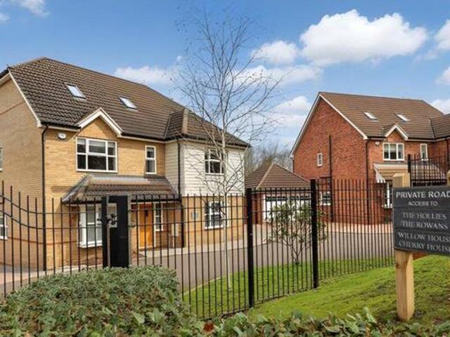 Lee Chapel Lane, Langdon Hills, 5 Bedroom Detached