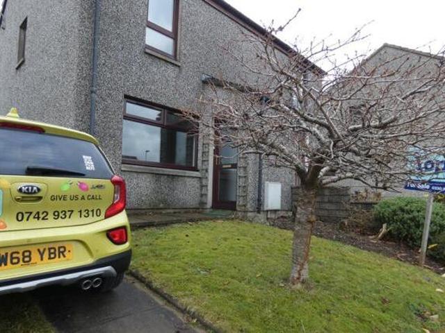 Lee Crescent North, Aberdeen, 2 Bedroom Semi detached