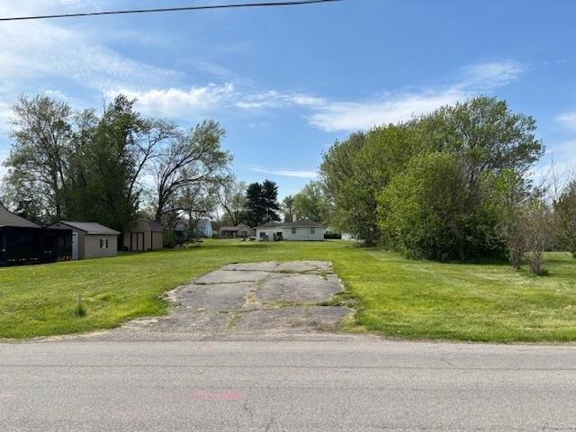 Lee Ave, Ashland, OH 44805