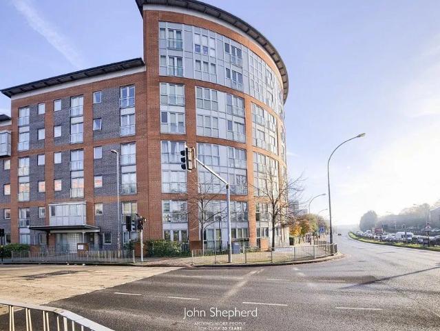 Lee Bank Middleway, Birmingham, West Midlands B15, 2 bed flat to rent, £1,000 pcm | PrimeLocation