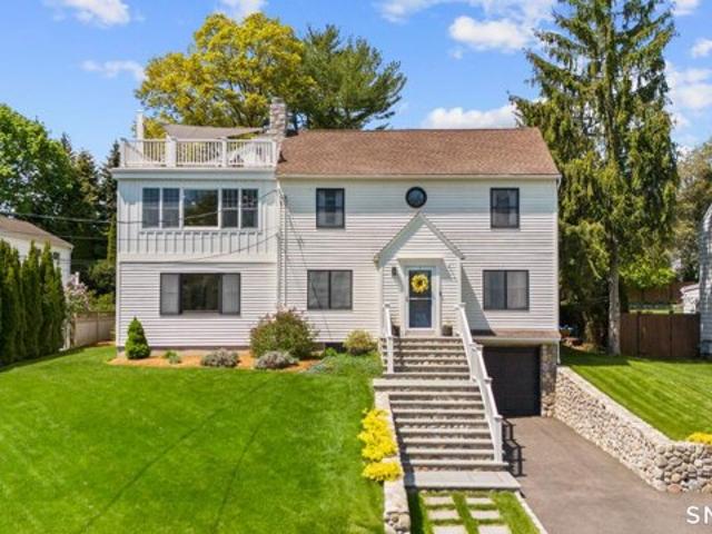 Lee Dr, Fairfield, Home For Sale