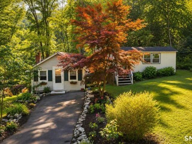 Lee Farm Dr, Southbury, Home For Sale