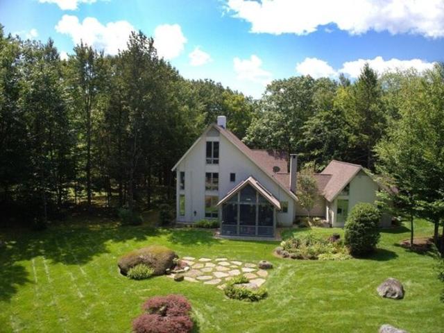 Lee Farm Rd, Hancock, Home For Sale