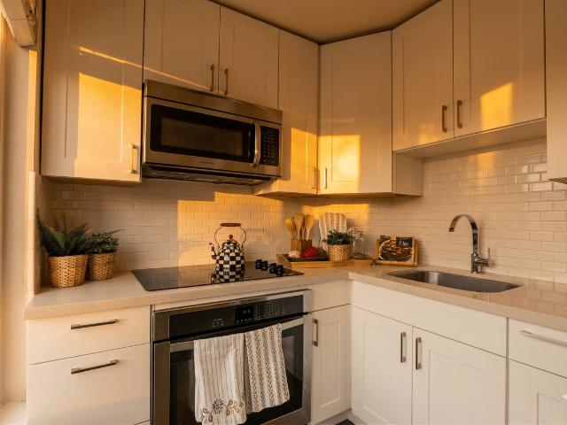 Lee Haus 2 Bedroom Apartment for Rent at 245 Lee St, Oakland, CA 94610 Adams Point