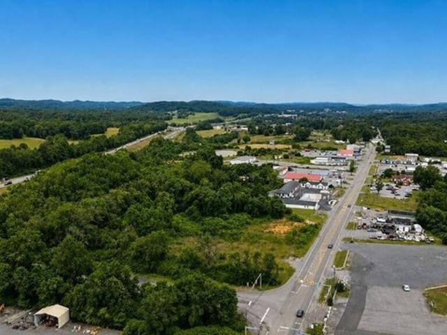Lee Hwy, Bristol, VA 24202