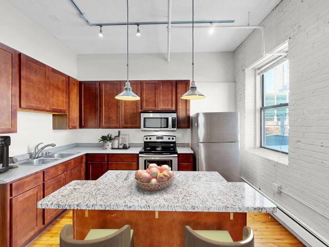 Lee Lofts