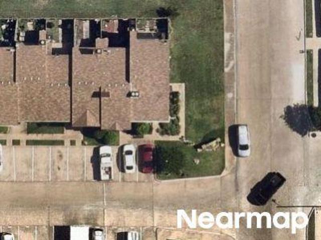 Lee St Apt 12