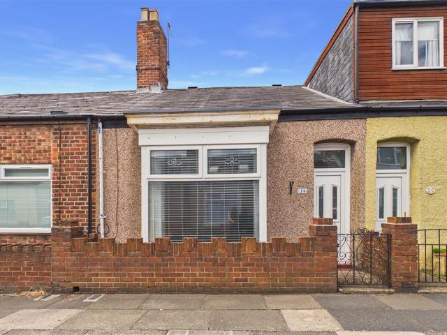 Lee Street, Fulwell, Sunderland SR6, 2 bed cottage to rent, £850 pcm | PrimeLocation