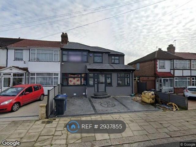 Lee Road, Greenford UB6, 2 bed flat to rent, £1,760 pcm | PrimeLocation