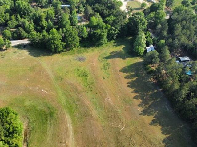 Lee Rd # 126, Salem, AL 36874