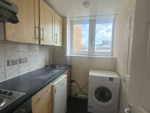 Leeds House Gardens, George Street, Luton LU1, Studio to rent, £790 pcm | PrimeLocation