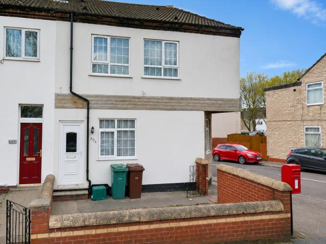 Leeds Road, Glasshoughton, Castleford WF10, 2 bed flat to rent, £600 pcm | PrimeLocation