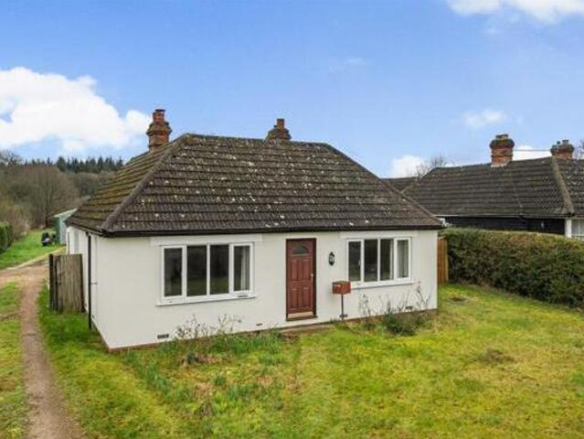 Leeds Road, Langley, 3 Bedroom Detached