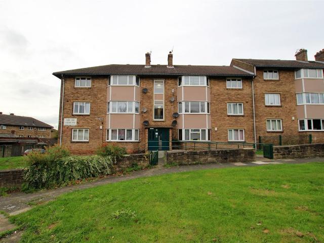 Leeds Road, Shipley BD18, 2 bed flat to rent, £550 pcm | PrimeLocation