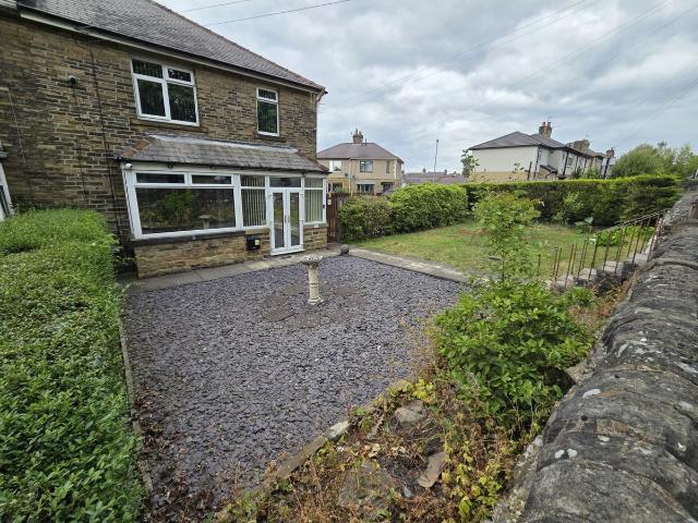 Leeds Road, Shipley BD18, 3 bed semi detached house to rent, £1,300 pcm | PrimeLocation