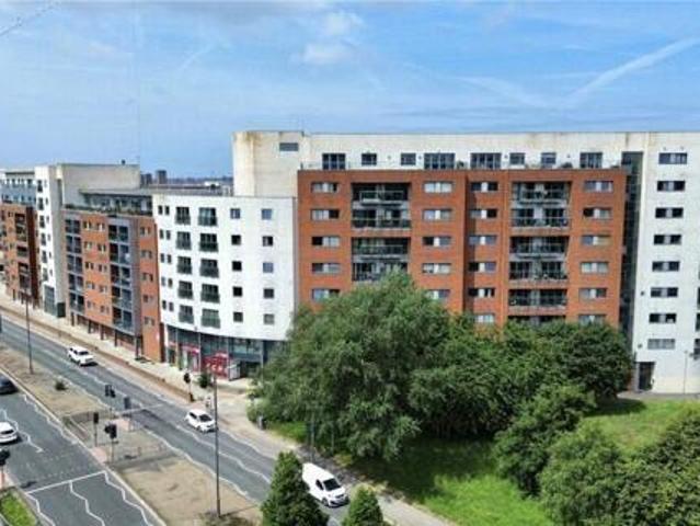 Leeds Street, Liverpool, 2 Bedroom Flat