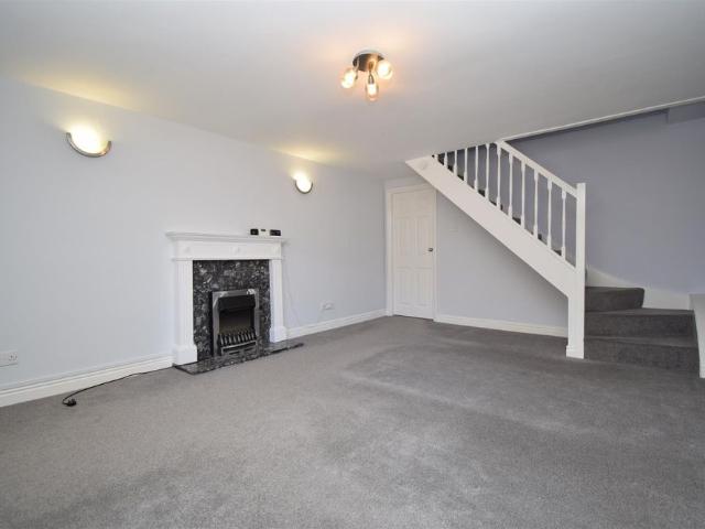 Lees House Road, Dewsbury