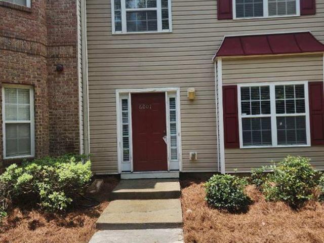 Leeshire Close Condominium