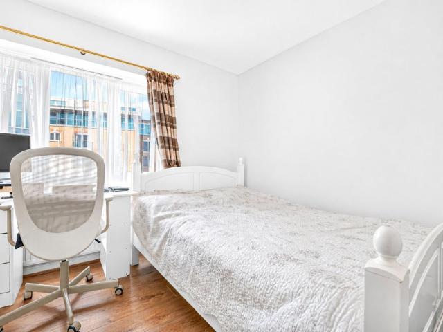 Leeside Court, 169 Rotherhithe Street, London, SE16 5SZ