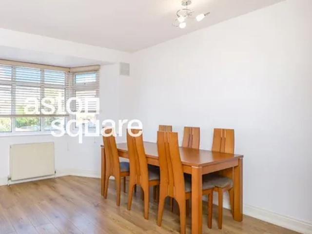 Leeside Crescent, London, NW11 0PY, United Kingdom | 2 bed apartment for rent #167382619 | Rentberry