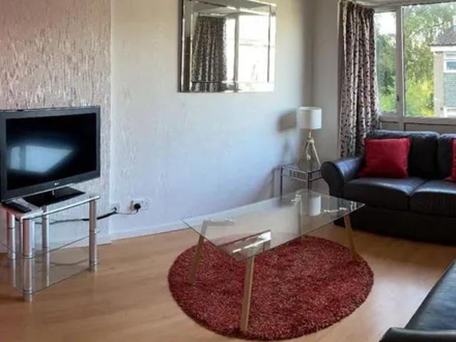 Leeson Walk, Metchley, B17 0ND, United Kingdom | Room for rent #114039575 | Rentberry