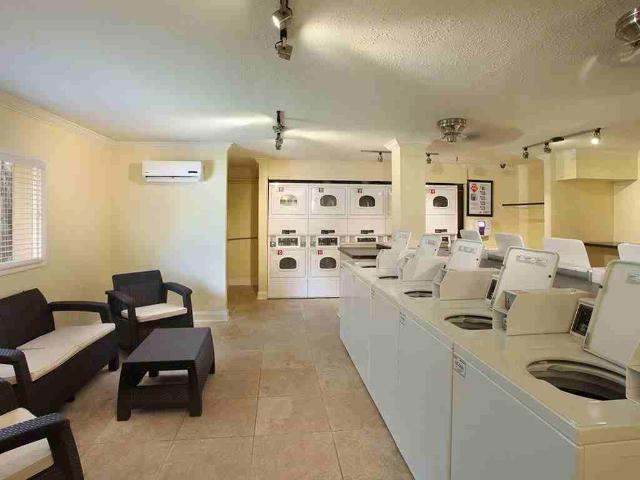 The Legacy Apartments 3 Bedroom Apartment for Rent at 5205 N Boulevard, Tampa, FL 33603 Wellswood