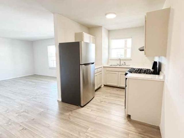 LEGACY @49th 1 Bedroom Apartment for Rent at 7845 E 49th St, Tulsa, OK 74145