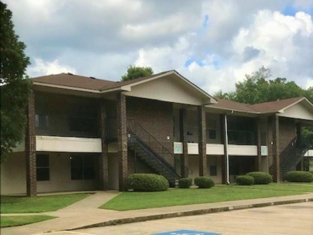 Legacy Apartments 2 Bedroom Apartment for Rent at 1001 S Eastman Rd, Longview, TX 75602