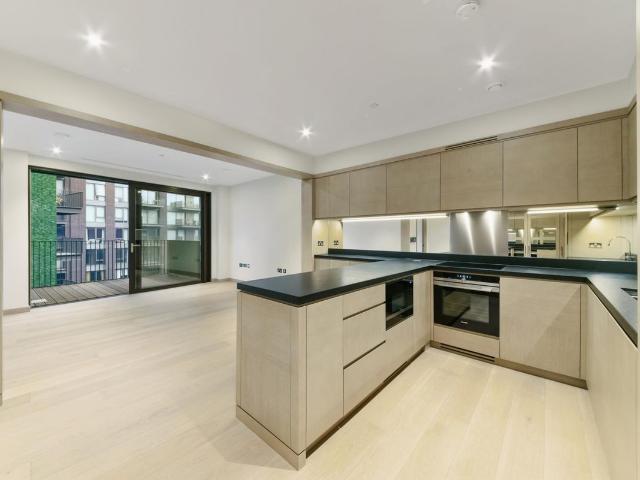 Legacy Building, Embassy Gardens, London SW11, 1 bed flat to rent, £3,900 pcm | PrimeLocation