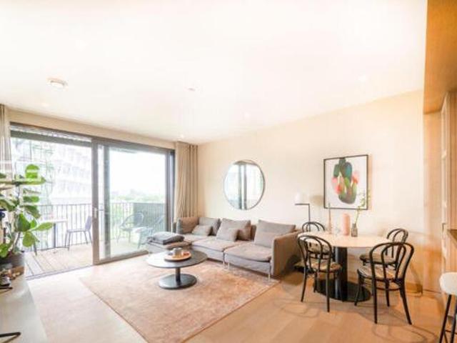 Legacy Building, Viaduct Gardens, 2 Bedroom Flat