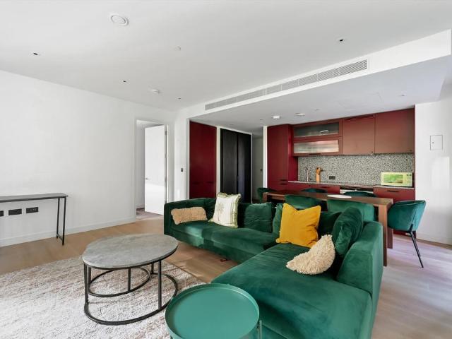 Legacy Builidng, Nine Elms, SW11 2 bed flat to rent £4,500 pcm £1,038 pw