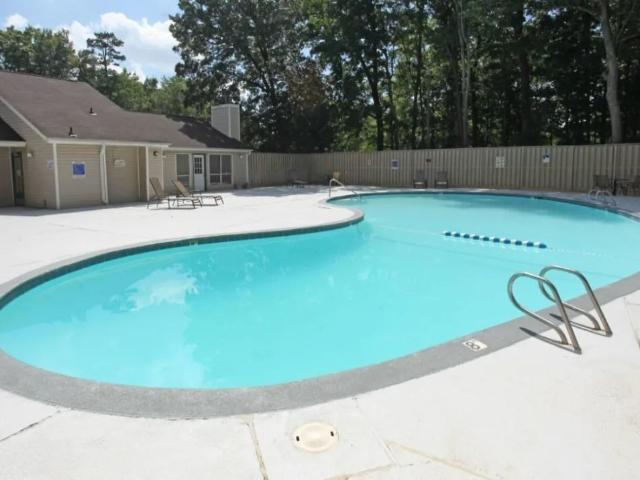 Legacy on Elm Apartments 2 Bedroom Apartment for Rent at 8 Covey Ln, Greensboro, NC 27406