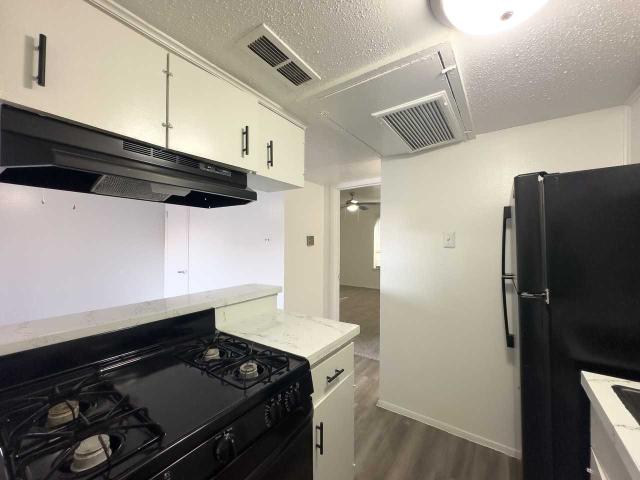 Legacy Lofts 2 Bedroom Apartment for Rent at 2600 Highland Rd, Dallas, TX 75228
