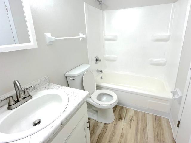 Legacy Meadows 2 Bedroom Apartment for Rent at 3610 Twana Dr, Des Moines, IA 50310 Lower Beaver