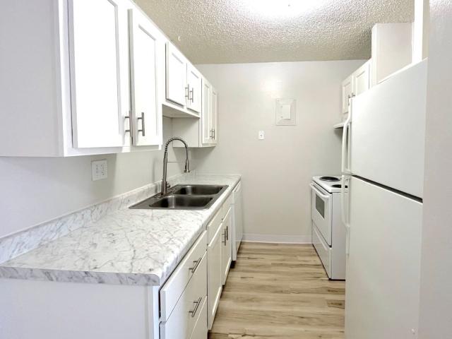 Legacy Meadows 2 Bedroom Apartment for Rent at 3610 Twana Dr, Des Moines, IA 50310 Lower Beaver
