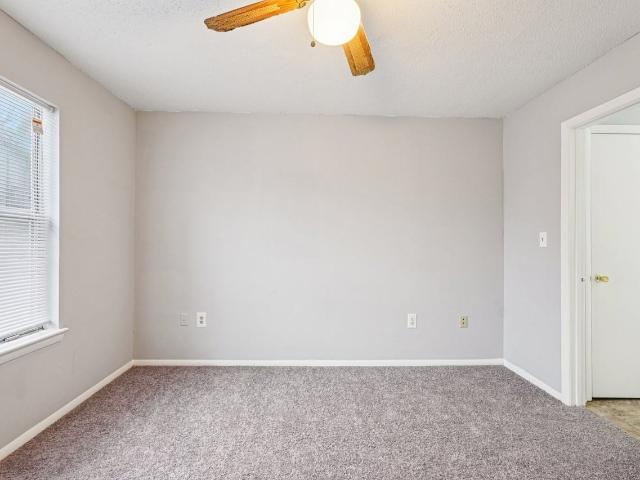 Legacy Pointe Apartments 2 Bedroom Apartment for Rent at 9 Summertree Ln, Greensboro, NC 27406