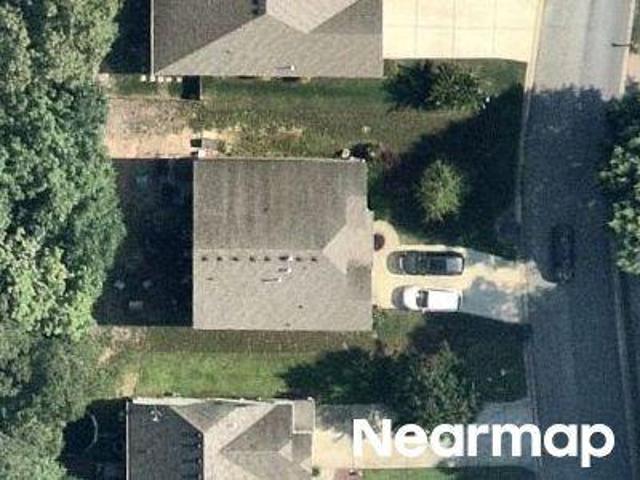 Legacy Pointe Dr