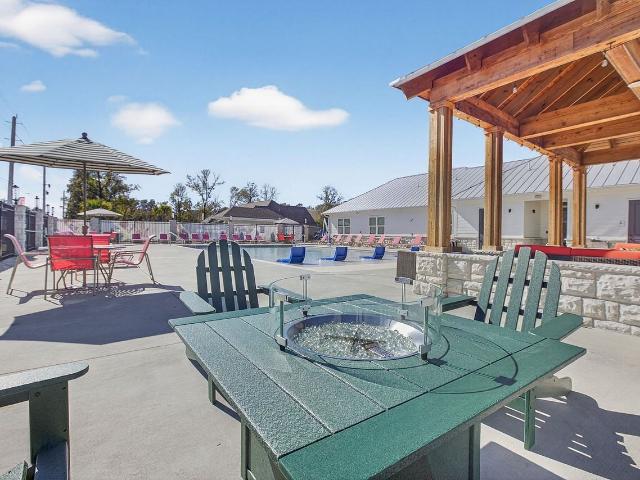Legend at Pine Forest 2 Bedroom Apartment for Rent at 9121 Pine Forest Rd, Pensacola, FL 32534