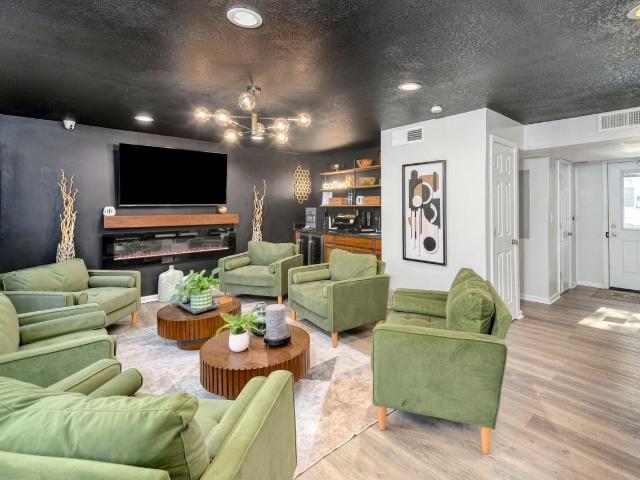 Legend Oaks Gated Community 2 Bedroom Apartment for Rent at 7645 Garfield Ct, Kansas City, KS 66112 Victory Hills