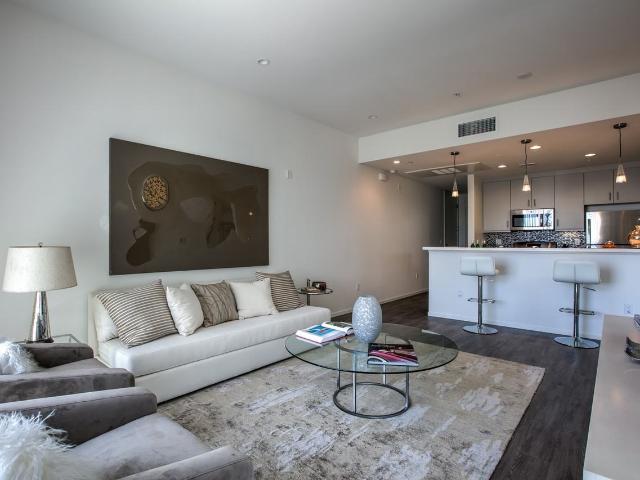 Legendary Glendale 1 Bedroom Apartment for Rent at 300 N Central Ave, Glendale, CA 91203 City Center