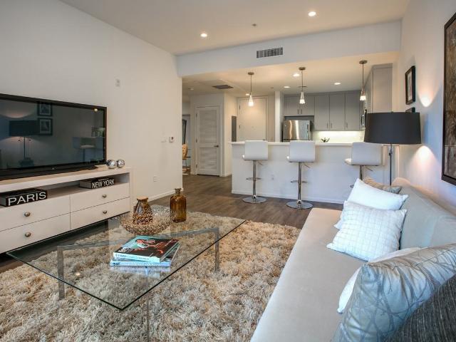 Legendary Glendale 1 Bedroom Apartment for Rent at 300 N Central Ave, Glendale, CA 91203 City Center