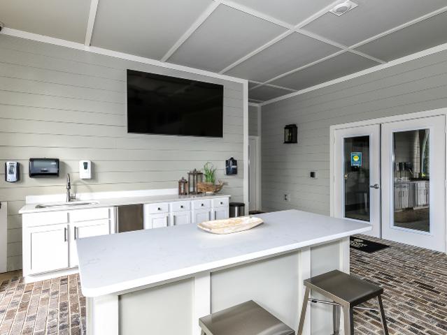Legends North of Broad 3 Bedroom Apartment for Rent at 100 Pinckney Marsh Lane, Beaufort, SC 29906
