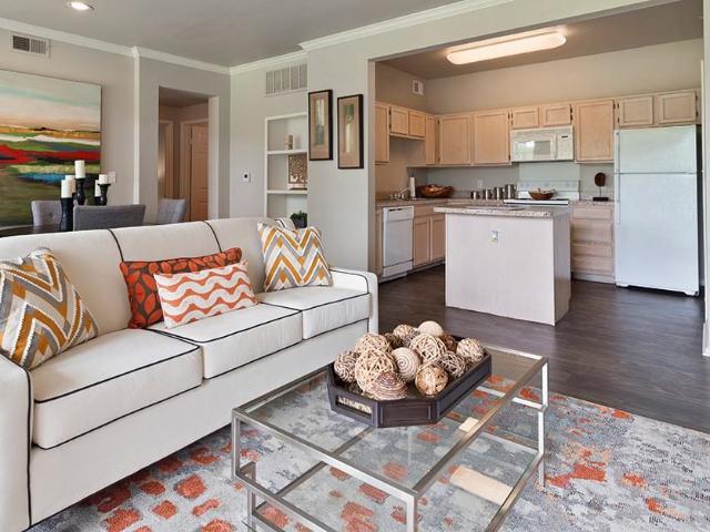 Legends at Chase Oaks 2 Bedroom Apartment for Rent at 701 Legacy Dr, Plano, TX 75023