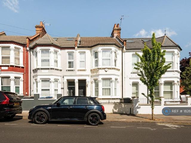 Leghorn Road, London, NW10 3 bed maisonette to rent £2,750 pcm £635 pw