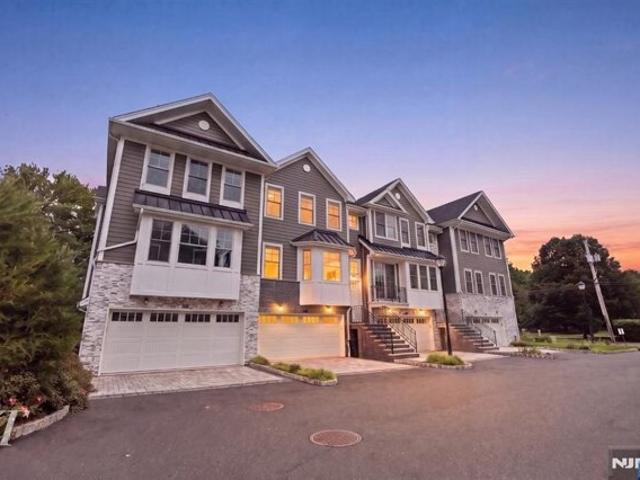 Legion Dr Unit,cresskill, Home For Sale